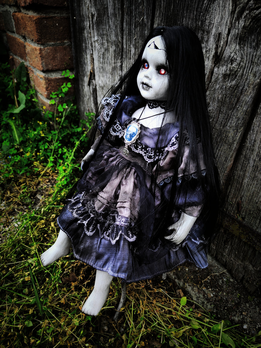 Davila Horror Doll – Horror Party Dolls