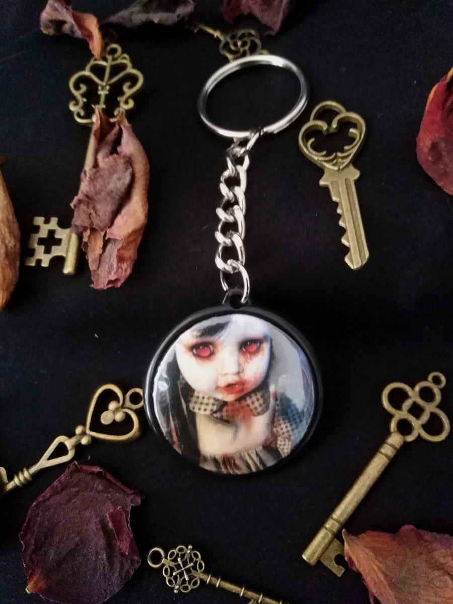 Keychain Possessed – Horror Party Dolls
